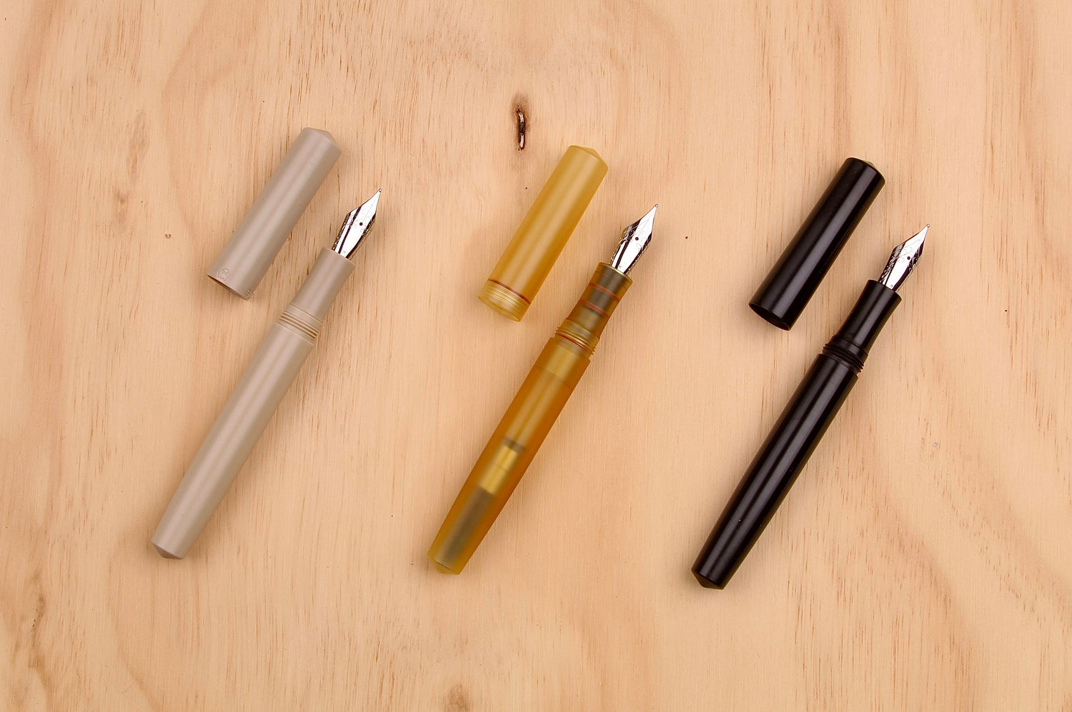 The Engineered Plastics Fountain Pen. In Peek, Ultem and Black Ultem ...
